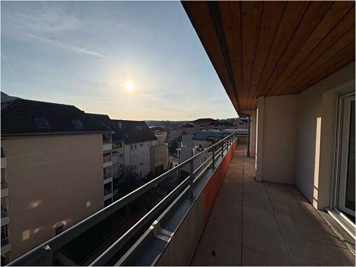 Appartement à louer - Annecy, Mandallaz, Prairie, Vovray - 5 pièces - 4 chambres