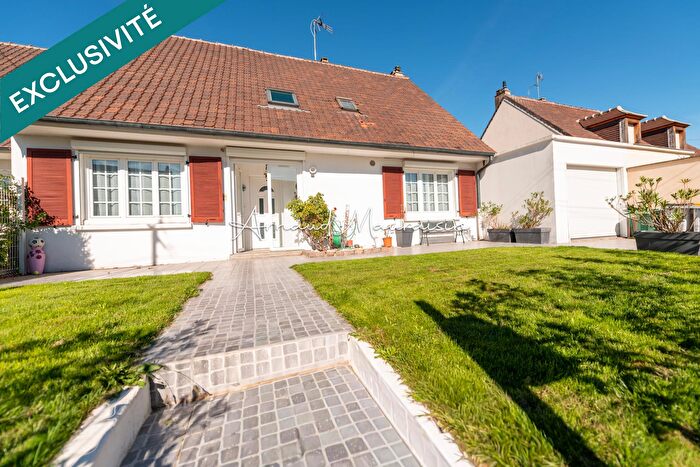 Maison 6 pièces à vendre à Orry-la-Ville