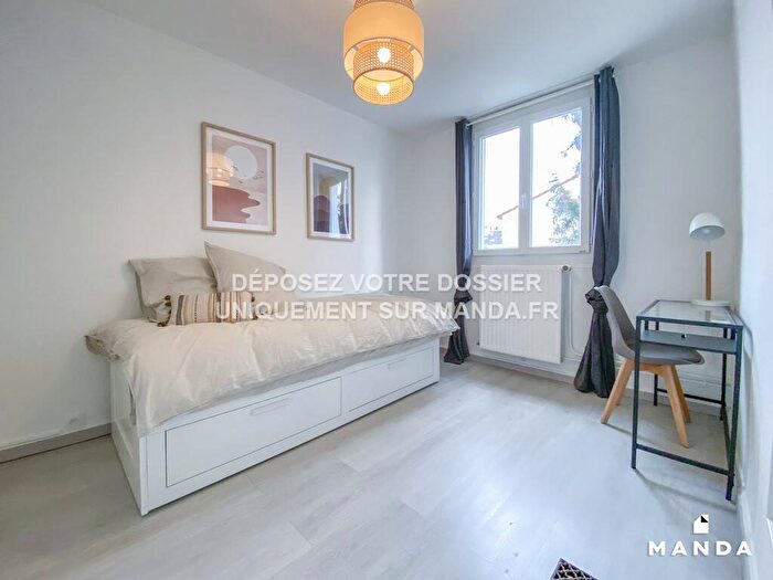 Appartement à louer - Val Notre Dame-La Tour Billy, Argenteuil - 4 pièces - 3 chambres