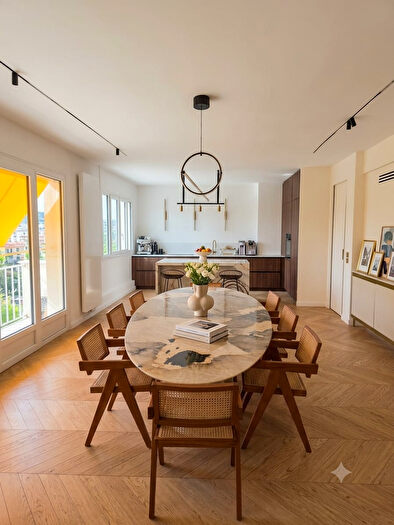 Appartement 4 pièces à Neuilly-sur-Seine, Parc de Neuilly, à vendre