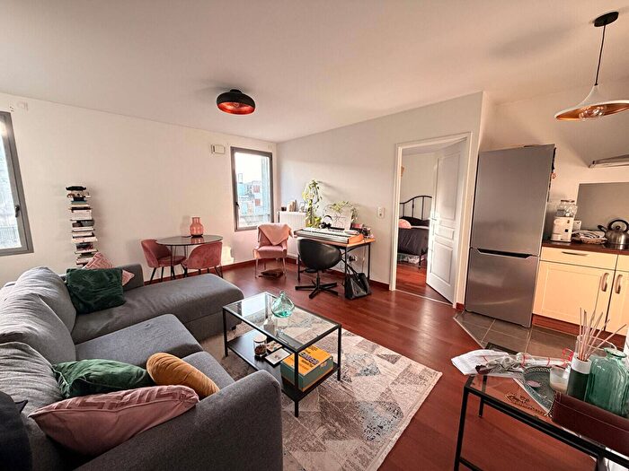 Appartement à louer - Centre Ville, Reims - 2 pièces - 1 chambre