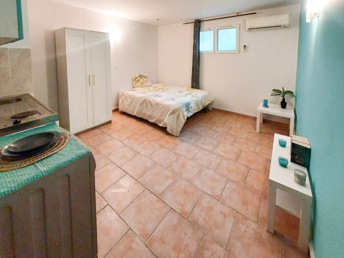 Centre Ville, Aix-en-Provence - Appartement 1 pièce à louer