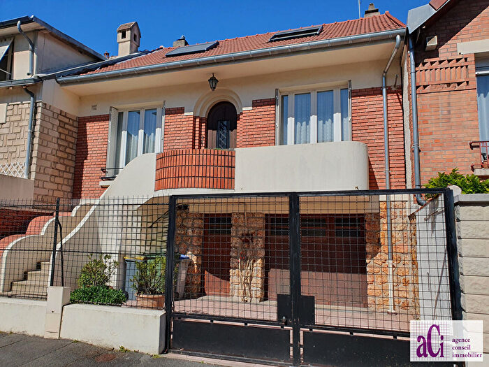Maison à vendre - LHaÿ-les-Roses, Petit Robinson - 5 pièces - 3 chambres