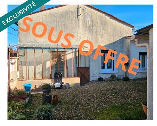 Maison à vendre - Sireuil - 3 pièces - 2 chambres