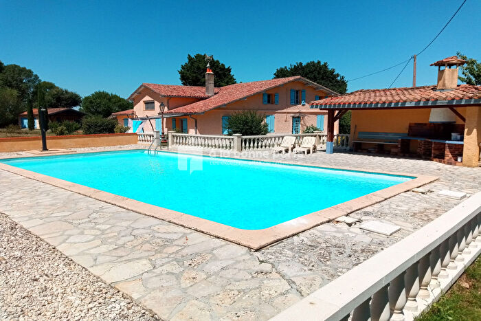 Maison à vendre - Brugnens - 6 pièces - 5 chambres