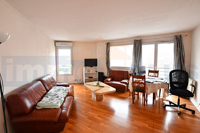 Appartement à vendre - Bois-dArcy, La Tremblaye - 3 pièces - 2 chambres