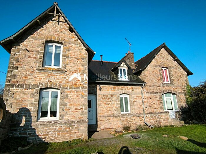 Maison à vendre - Ploumilliau - 8 pièces - 4 chambres