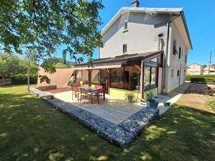 Maison 8 pièces à La Charmée, à vendre