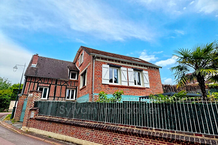 Maison à vendre - Saint-Paul - 8 pièces - 6 chambres