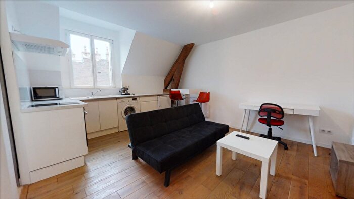 Appartement à louer - Centre, Chapelle des Buis, Besançon - 1 pièce - 1 chambre