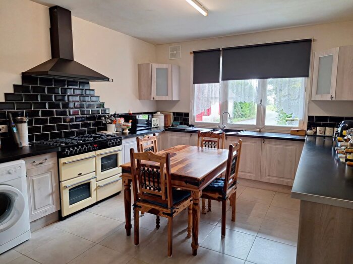 Maison à vendre - Payzac - 5 pièces - 3 chambres