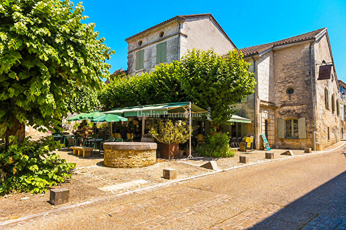 Bourdeilles : Maison 12 pièces à vendre