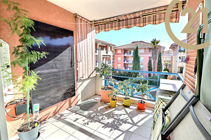 Appartement à vendre - Fréjus - 2 pièces - 1 chambre