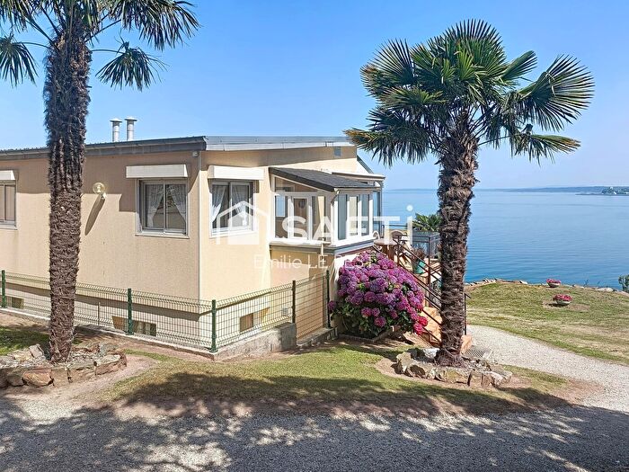 Maison 8 pièces à Roscanvel, à vendre