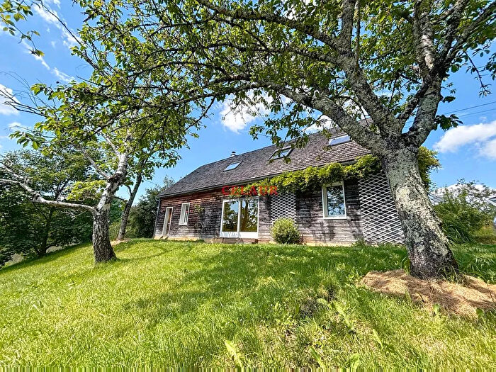 Maison à vendre - Brivezac - 7 pièces - 4 chambres