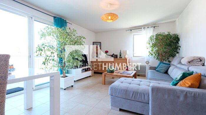 Appartement à vendre - Saint-Priest-en-Jarez - 3 pièces - 2 chambres
