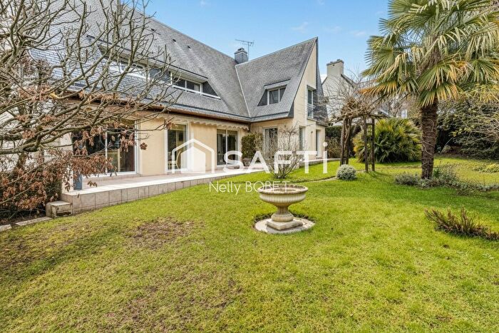 Maison à vendre - Saint-Grégoire - 8 pièces - 5 chambres