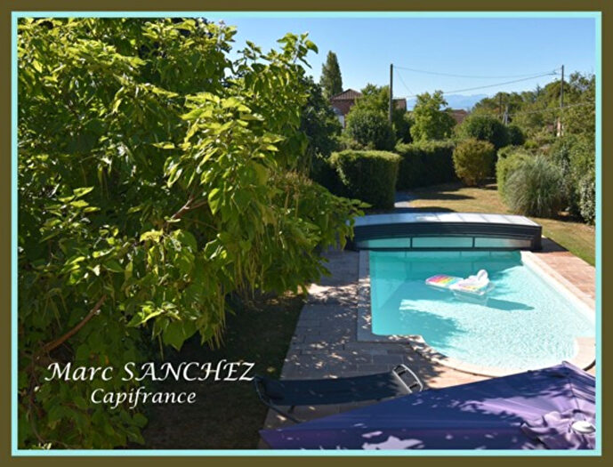 Maison 9 pièces à Saint-Sever-de-Rustan, à vendre