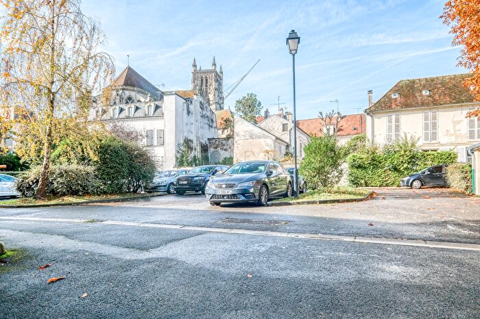 Appartement 4 pièces à Meaux, Centre-ville, Cathédrale, à vendre