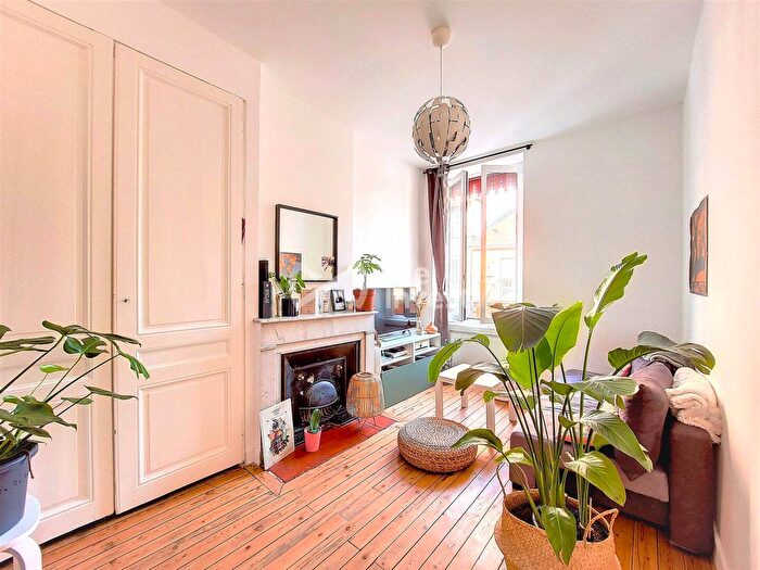 Appartement à louer - Villeurbanne - 2 pièces - 1 chambre