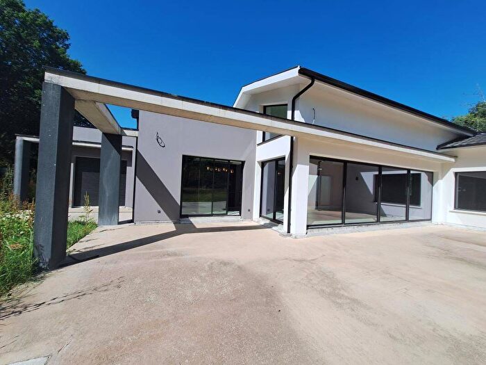 Magonty, Pessac : Maison 7 pièces à louer