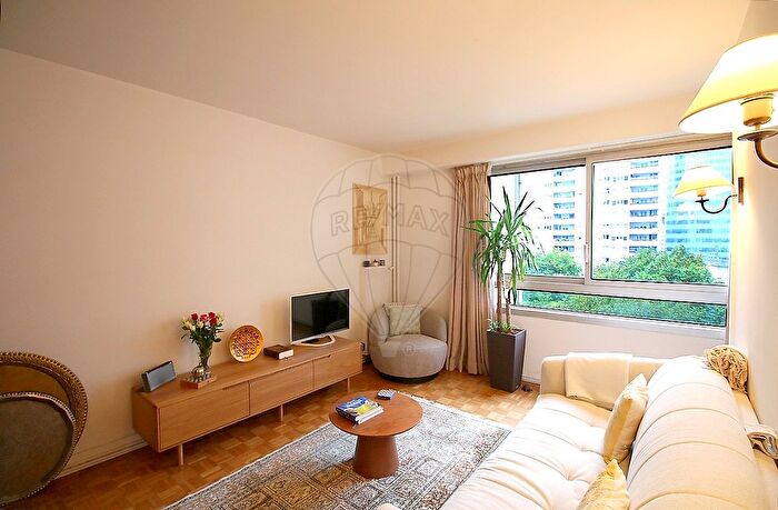 Appartement à vendre - Courbevoie, Gambetta, La Défense - 2 pièces - 1 chambre