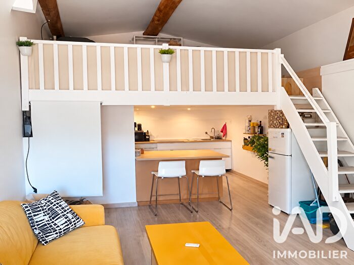 Appartement 1 pièce à Aix-en-Provence, Puyricard, Célony, à louer
