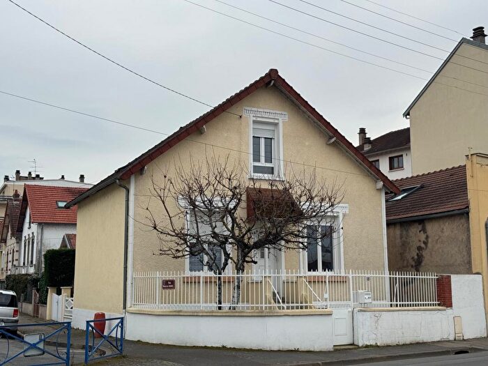 Maison à vendre - Montluçon, Saint-Jean, Chantoiseau, Ilets - 3 pièces - 2 chambres