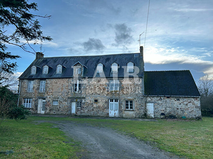 Maison à vendre - La Baroche-sous-Lucé - 8 pièces - 6 chambres