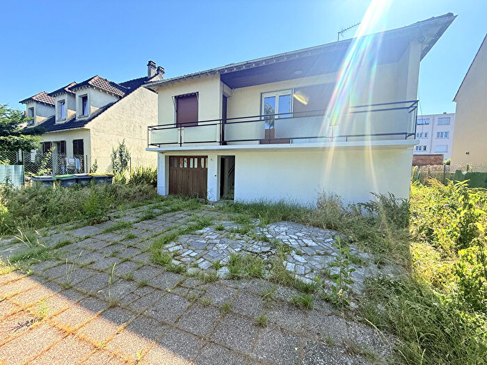 Villiers-le-Bel, Village, Val Roger : Maison 10 pièces à vendre