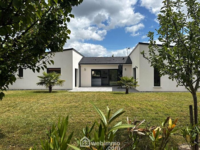 Montamisé : Maison 5 pièces à vendre