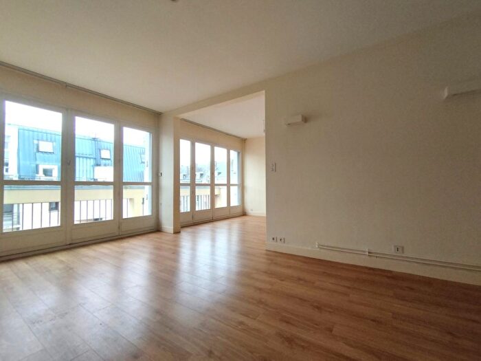 Appartement à louer - Orléans, Dunois, Châteaudun - 5 pièces - 3 chambres