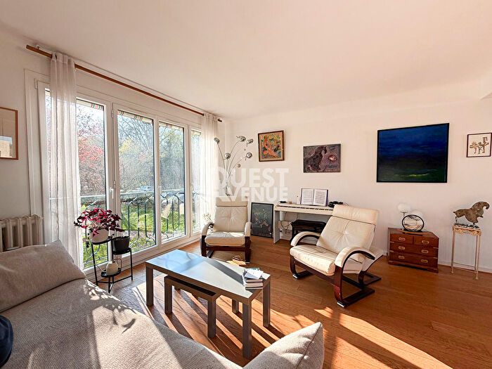 Appartement à vendre - Ville-dAvray - 5 pièces - 4 chambres