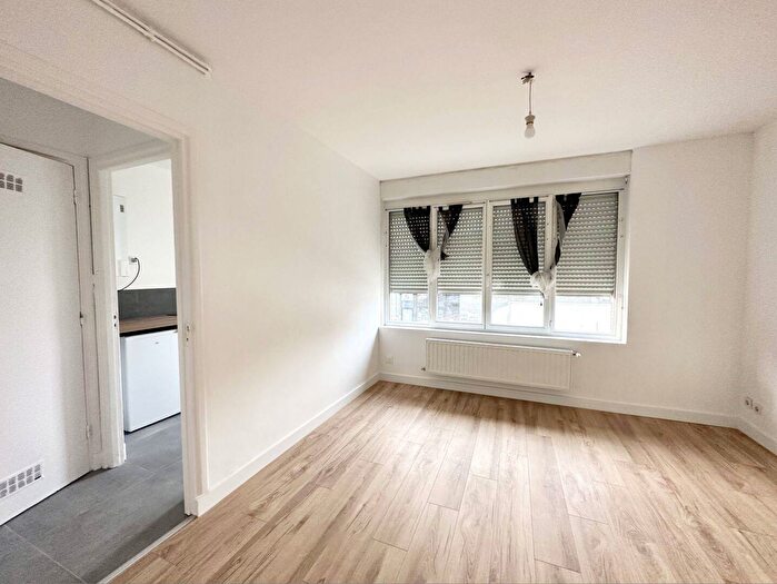 Appartement à louer - Caulier, Lille - 2 pièces - 1 chambre