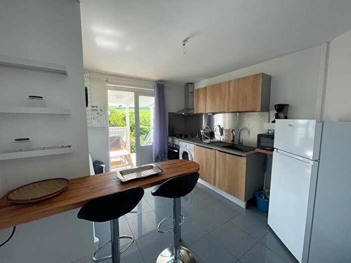 Appartement 1 pièce à Saint-Pierre, La Ligne Paradis, Morière, à louer