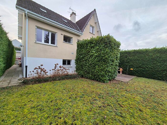 Maison à vendre - Quincy-sous-Sénart - 7 pièces - 5 chambres