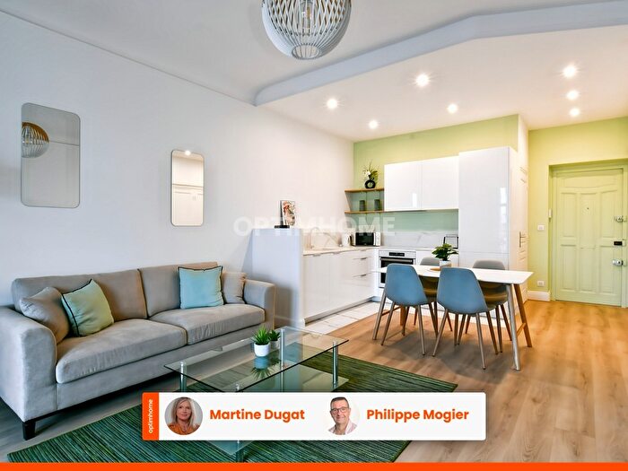 Appartement à vendre - Vichy, Thermal - 3 pièces - 2 chambres