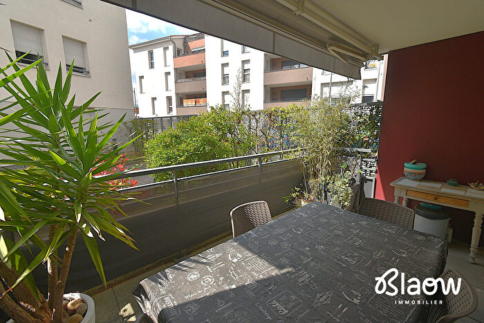 Appartement 2 pièces à vendre - Meyzieu, Centre-ville