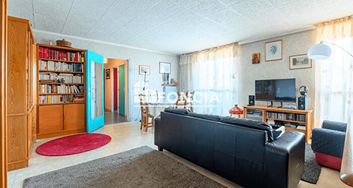 Appartement à vendre - Neuilly-sur-Marne, Fauvettes Sud - 5 pièces