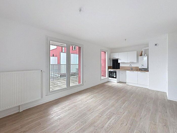 Appartement 2 pièces à louer à Cheminots-Acacias-Faubourg de Lille, Valenciennes