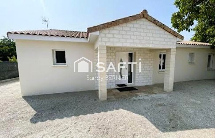 Maison à vendre - Quinçay - 4 pièces - 3 chambres