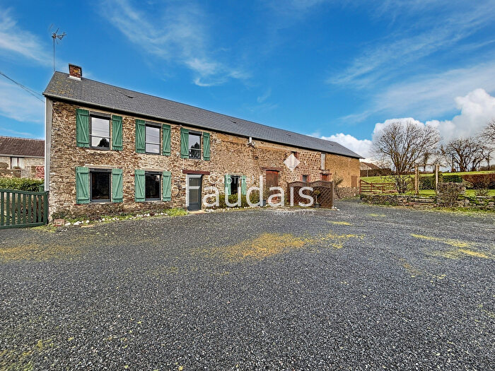 Maison à vendre - Sainte-Suzanne-sur-Vire - 4 pièces - 3 chambres