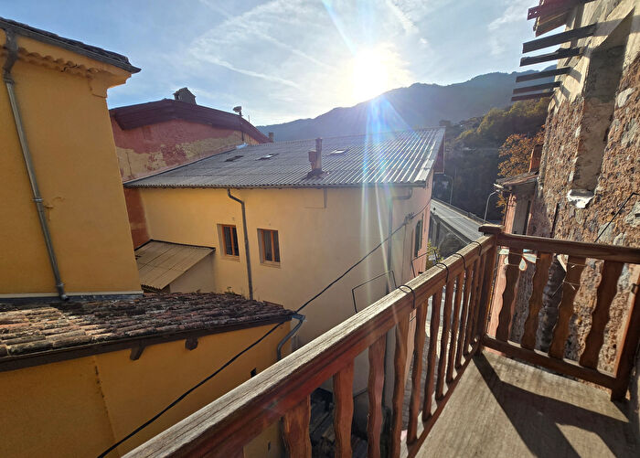 Maison 4 pièces à vendre - Roquebillière