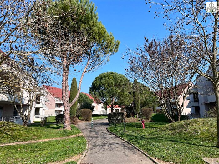 Appartement à louer - Camp Americain-Les Peupliers, Beaune - 2 pièces - 1 chambre