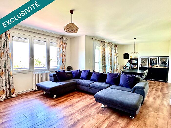 Appartement à vendre - Thionville, Saint-Pierre - 6 pièces - 4 chambres