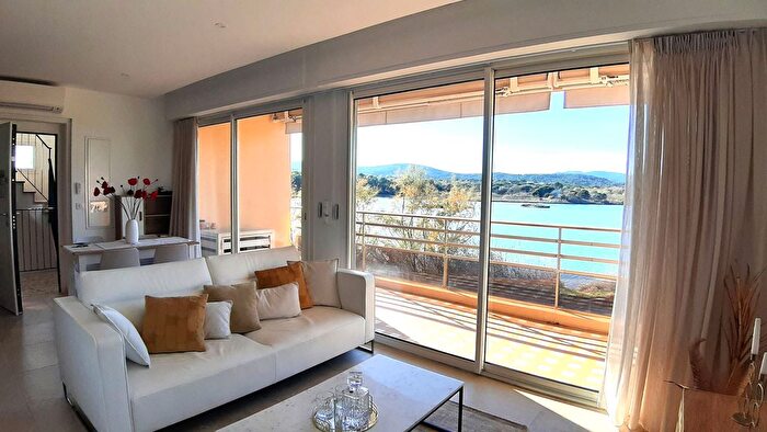 Appartement à vendre - Fréjus, Saint-Aygulf - 2 pièces - 1 chambre