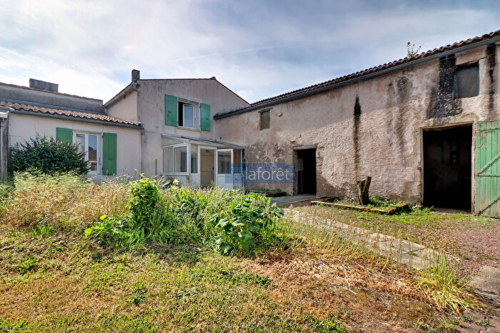 Bourgneuf : Maison 12 pièces à vendre