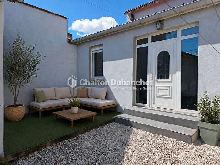 Roanne, Clermont : Maison 4 pièces à vendre