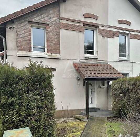 Maison à vendre - Petite-Rosselle - 6 pièces - 3 chambres