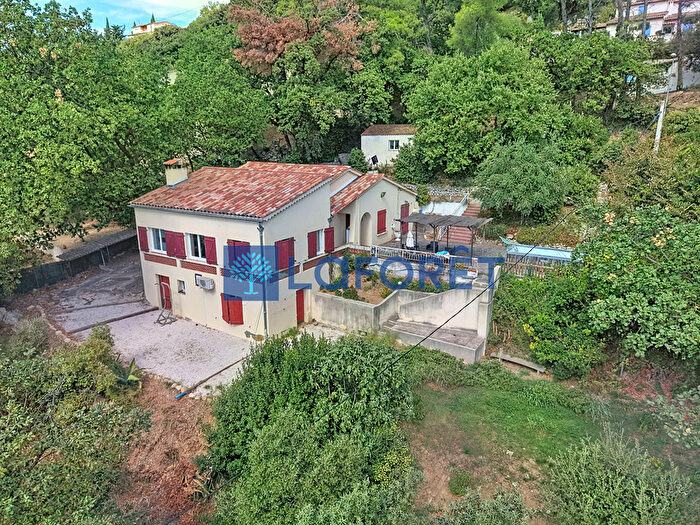 Draguignan, Malmont, Les Salles, Folletière : Maison 8 pièces à vendre